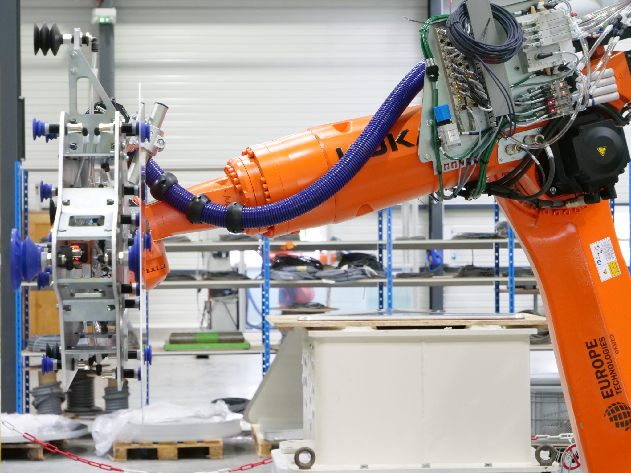 GEBE2 - Robotic solutions for the industry - Europe Technologies